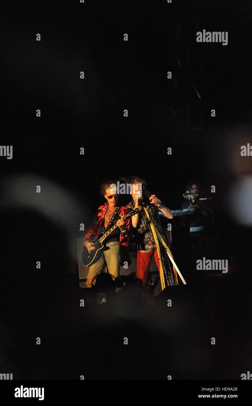 Joe Perry and Steven Tyler as Aerosmith perform on the Sunset Cliffs ...