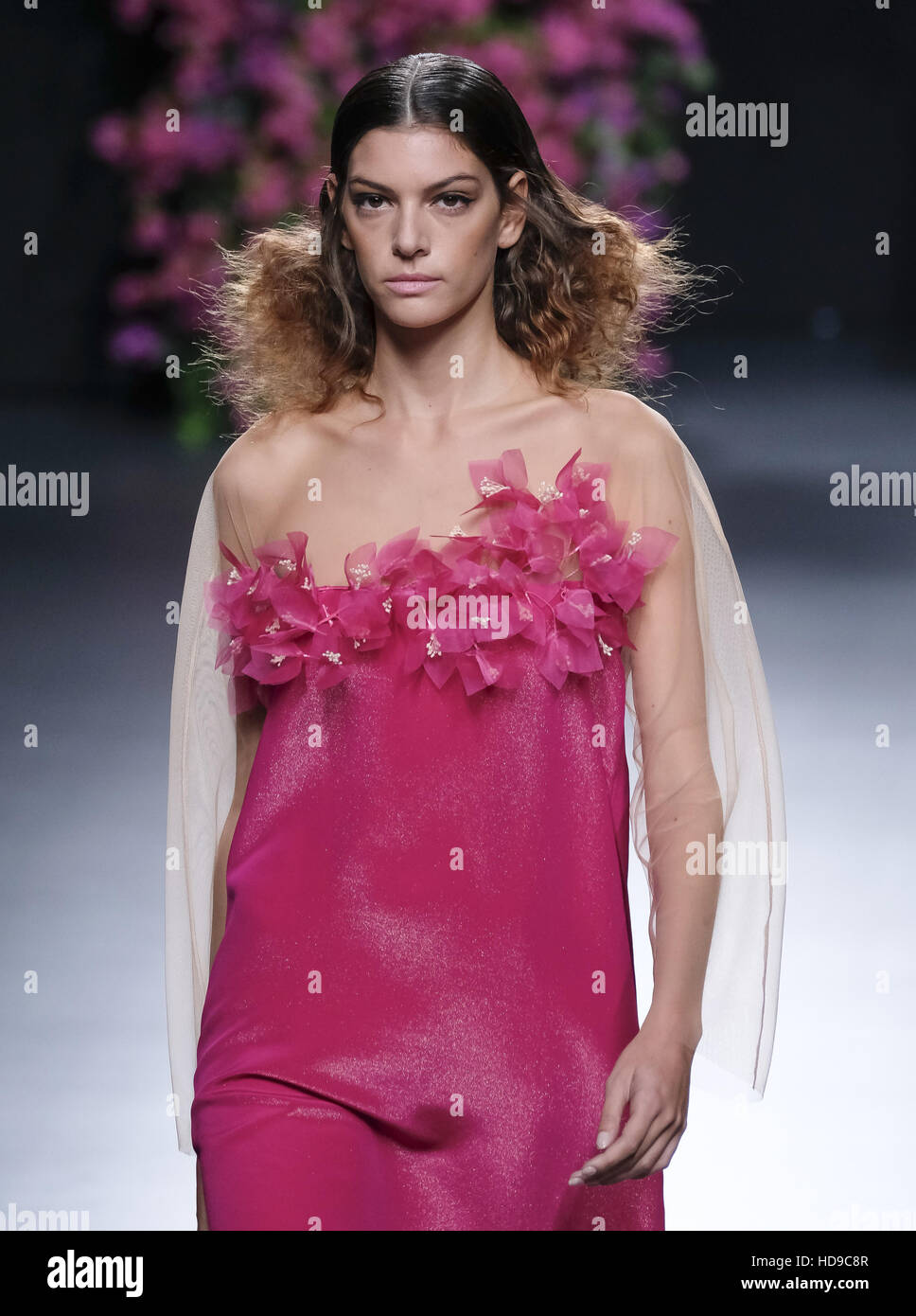 Madrid Fashion Week Spring/Summer 2017 - Juana Martín - Catwalk ...