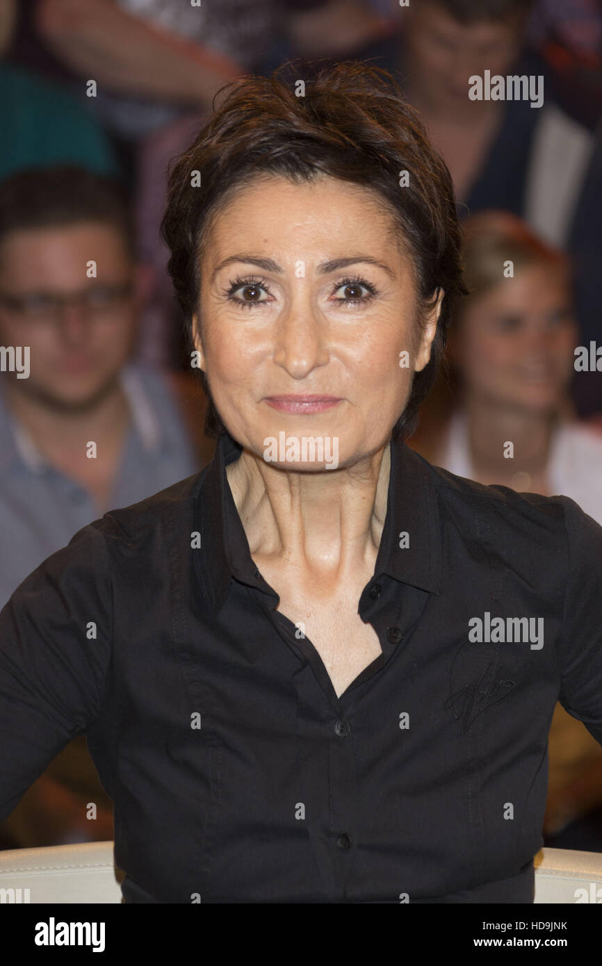 Bryan adams studio hi-res stock photography and images - Alamy