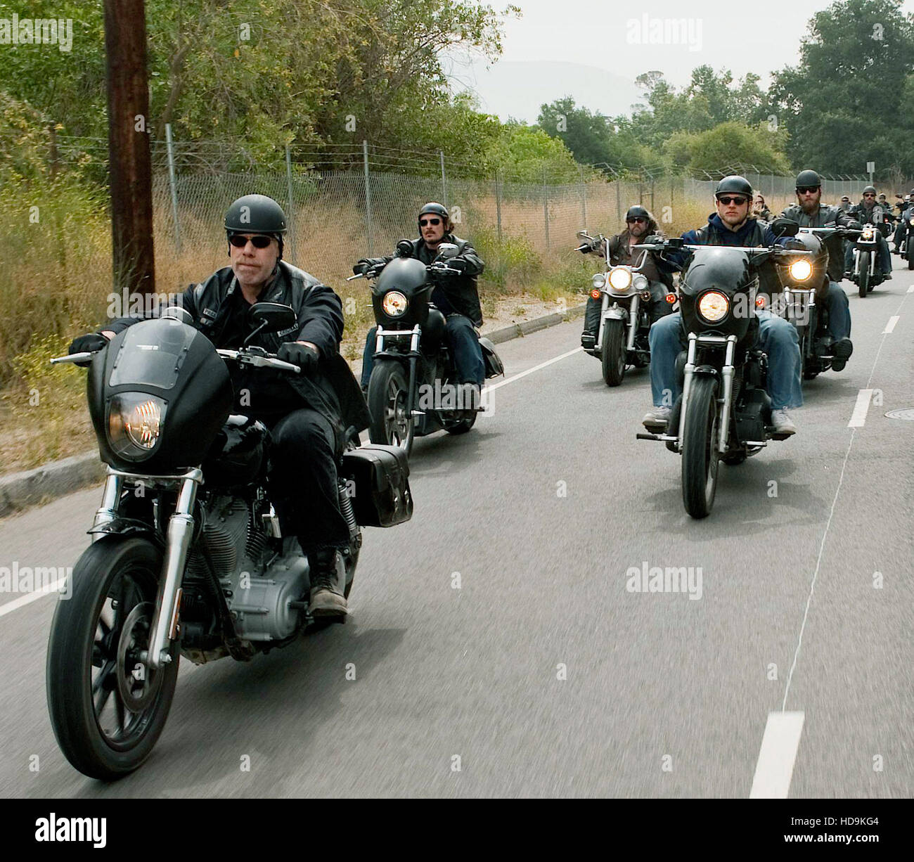 SONS OF ANARCHY, (from left): Ron Perlman, Kim Coates, Mark Boone ...