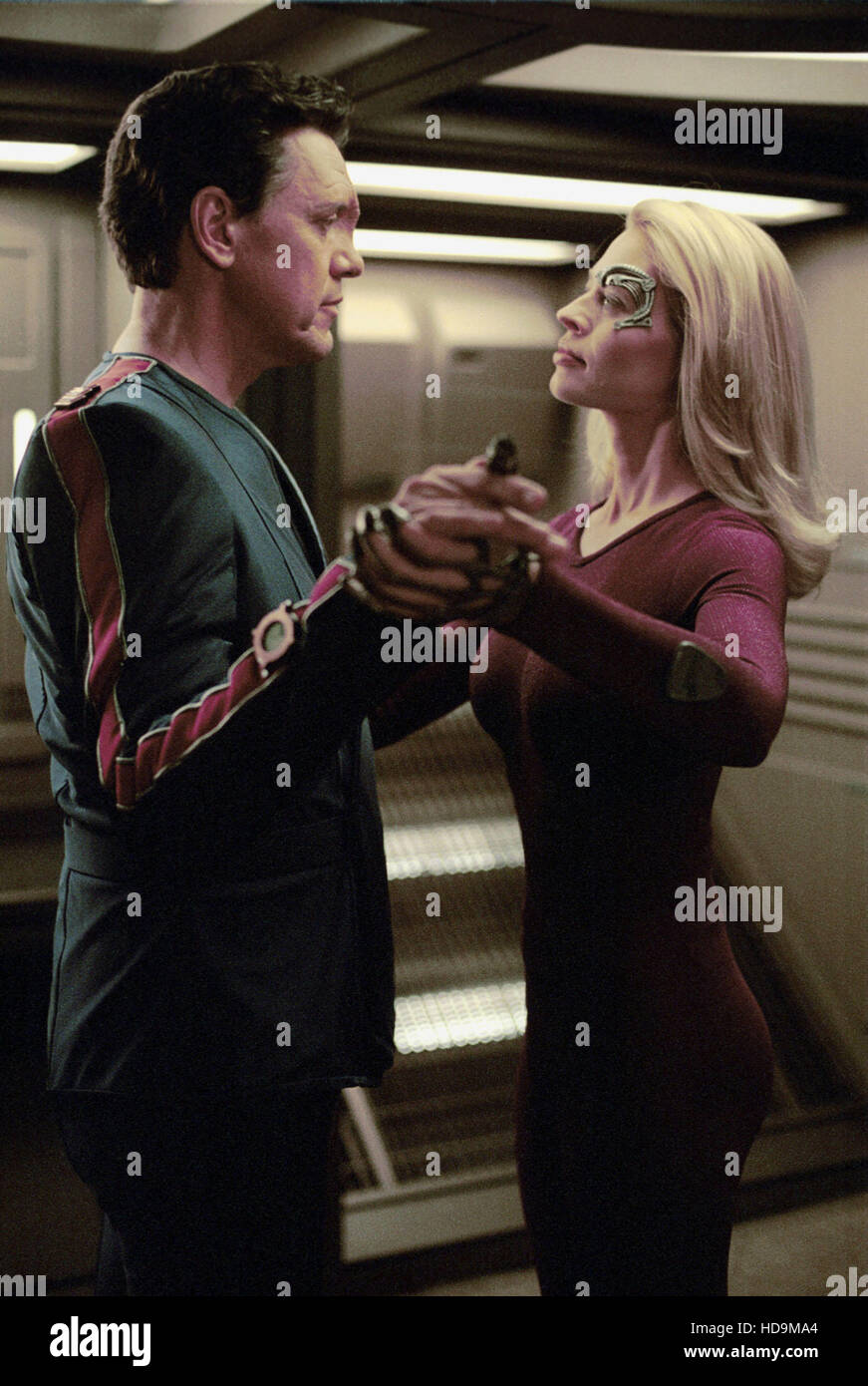 STAR TREK: VOYAGER. (l to r): Fritz Sperberg & Jeri Ryan. "Body and ...
