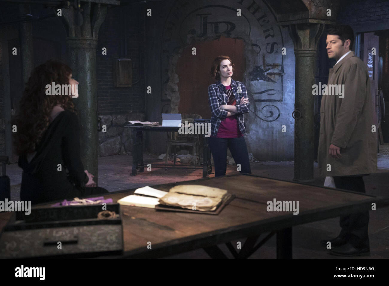 SUPERNATURAL, (from left): Ruth Connell (back to camera), Felicia Day ...