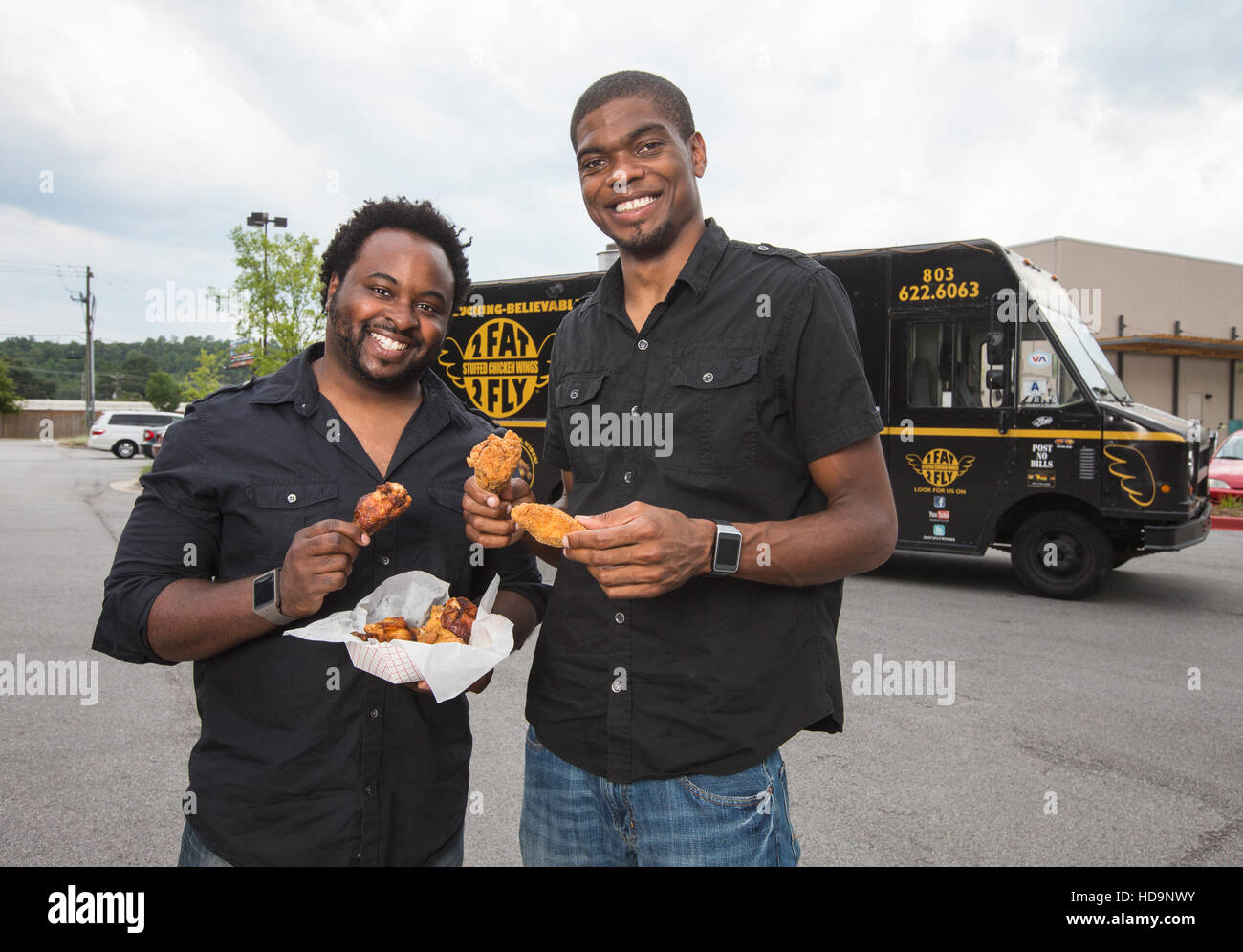 2 FAT 2 FLY, (from left): Ramone Dickerson, Corey Simmons, (Season 1 ...