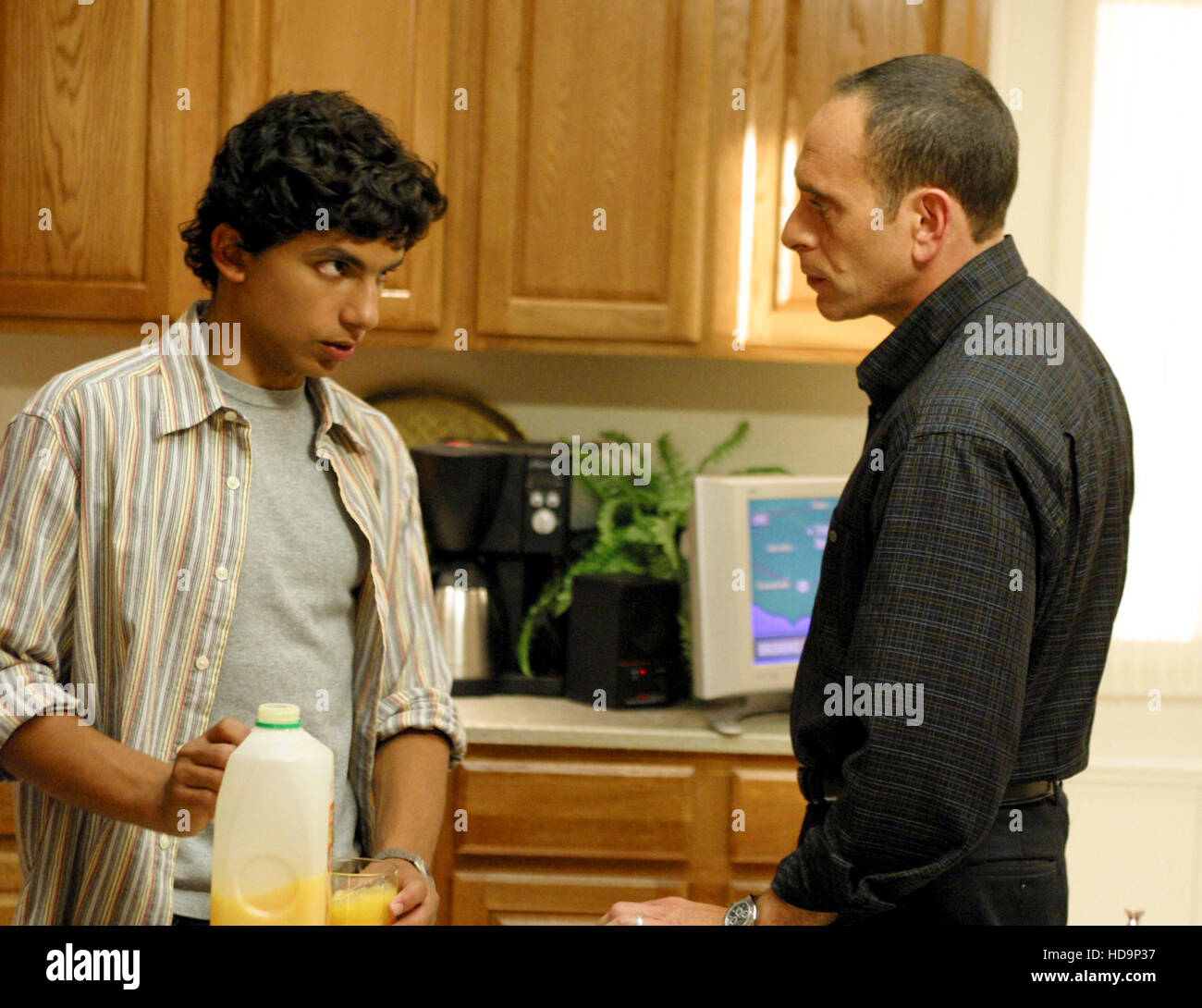 24, Jonathan Ahdout, Nestor Serrano, '7:00-8:00am' & '8:00-9:00am', (Season 4), 2001-2010. photo ...