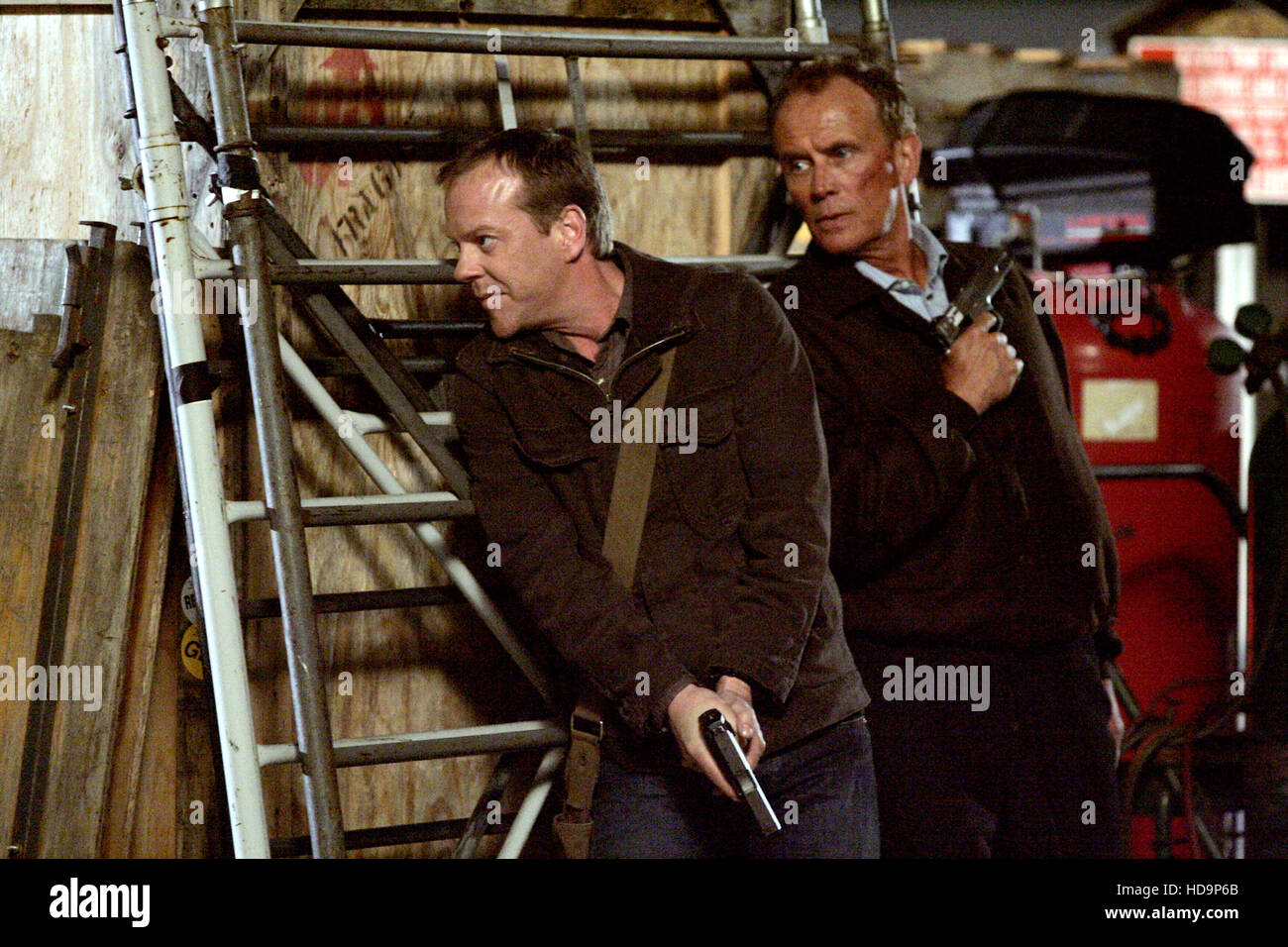 24, Kiefer Sutherland, Peter Weller, 'Day 5: 5:00am-6:00am', (Season 5 ...