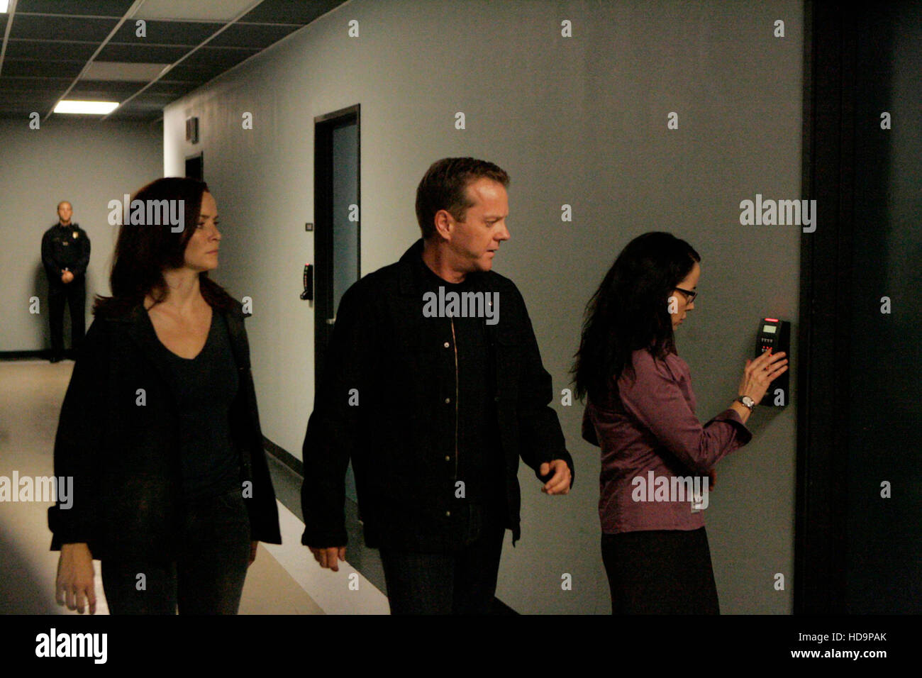 24, (from left): Annie Wersching, Kiefer Sutherland, Janeane Garofalo ...