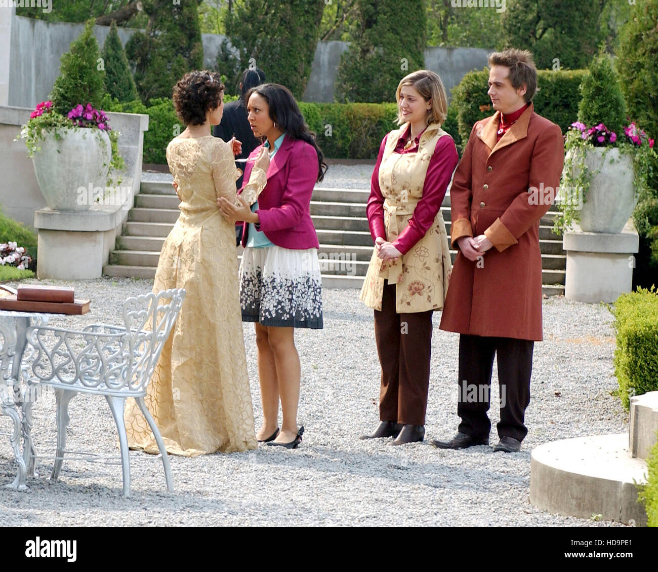 TWITCHES TOO, Kristen Wilson, Tamera Mowry, Leslie Seiler, Pat Kelly ...