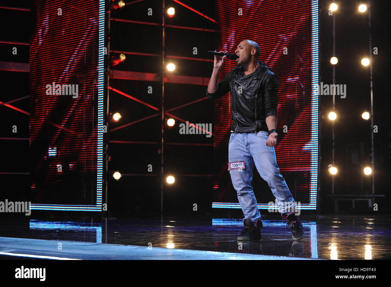 THE X FACTOR, contestant auditioning, 'Auditions #1 & 2 (Seattle ...