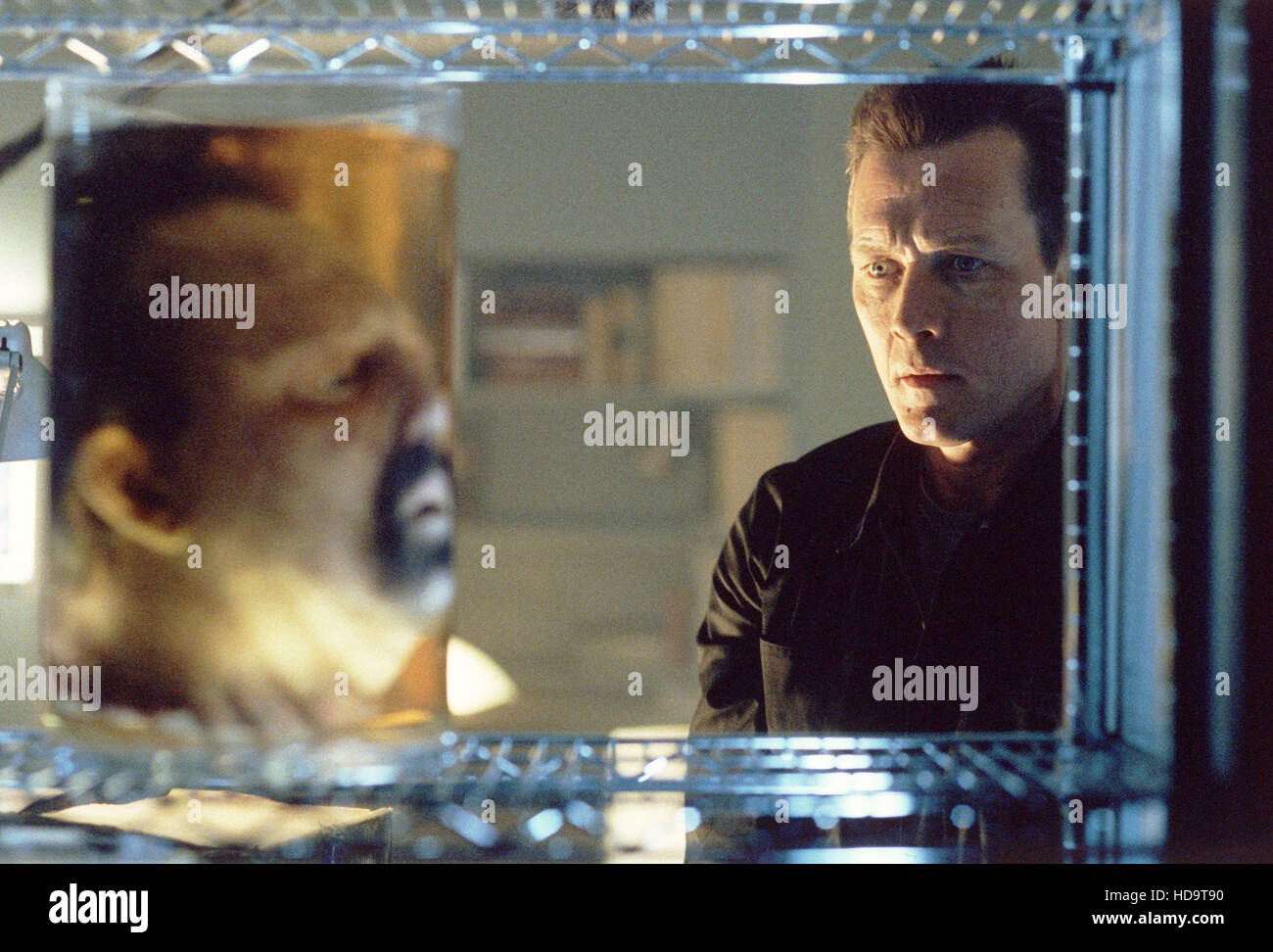 THE X-FILES, Robert Patrick (r), season finale of year 8, "Existance ...