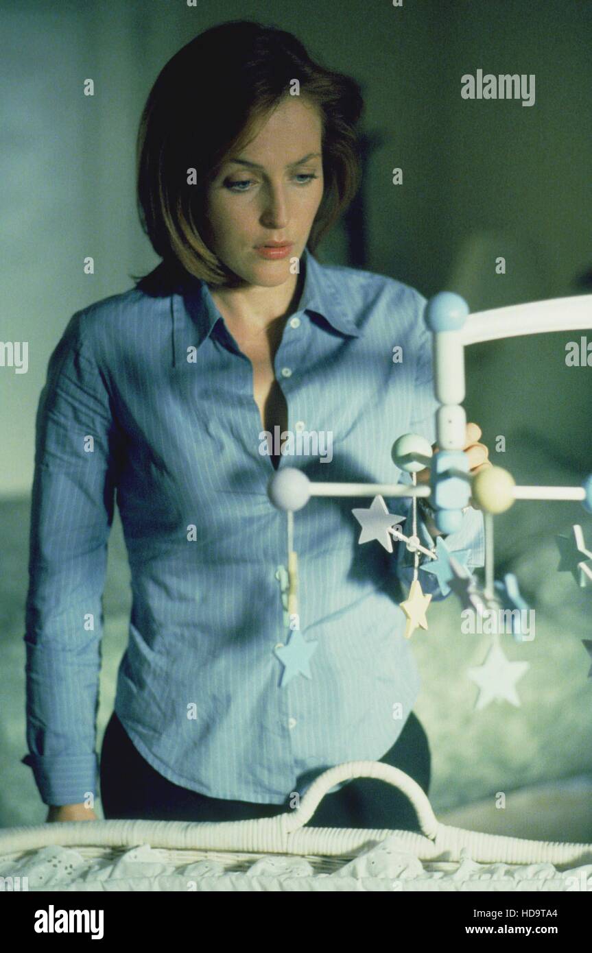 THE X-FILES, 1993-2002, Gillian Anderson, TM and Copyright (c) 20th ...