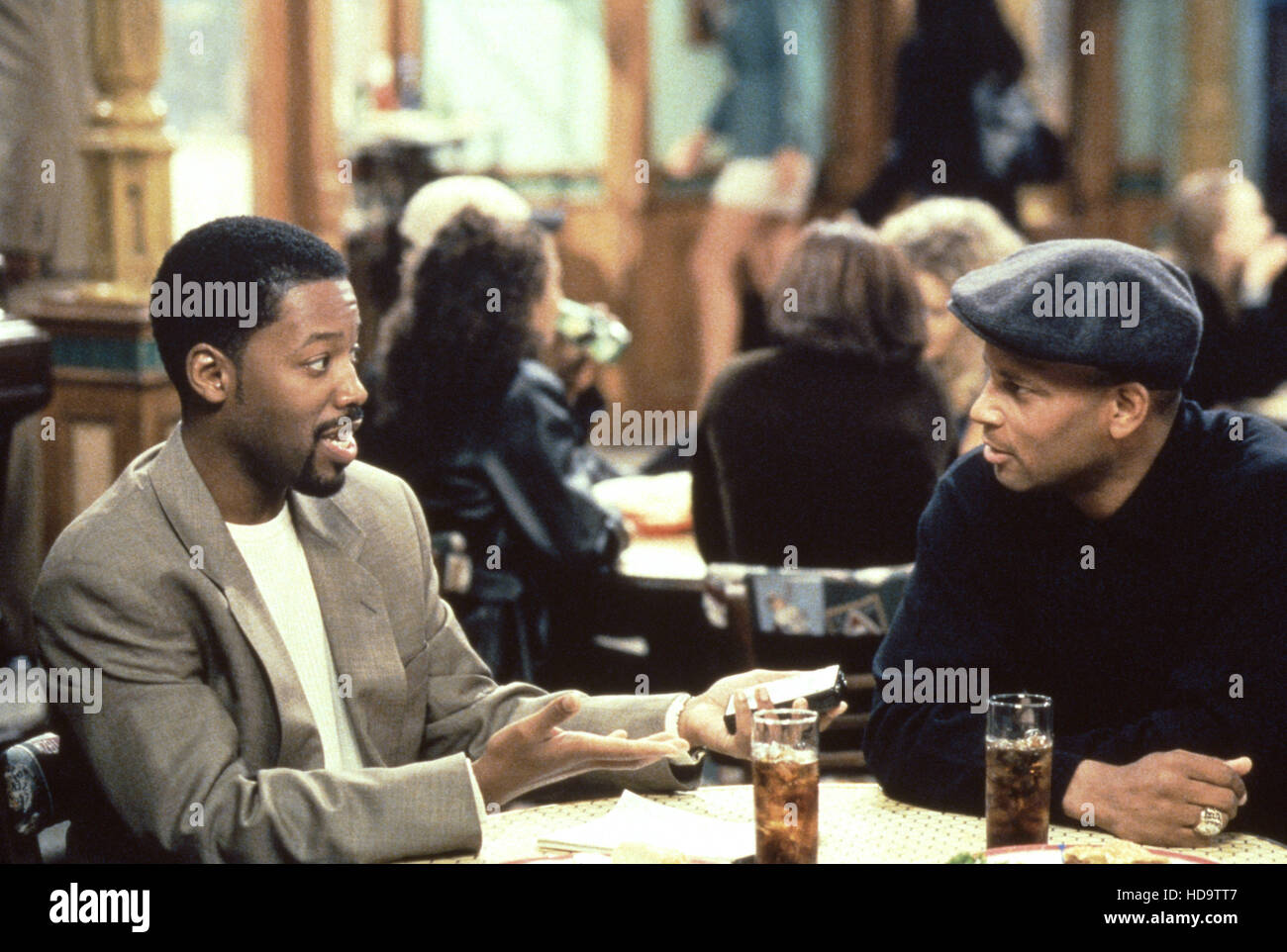 BETWEEN BROTHERS, (from left): Kadeem Hardison, Ronnie Lottz, 'Family ...