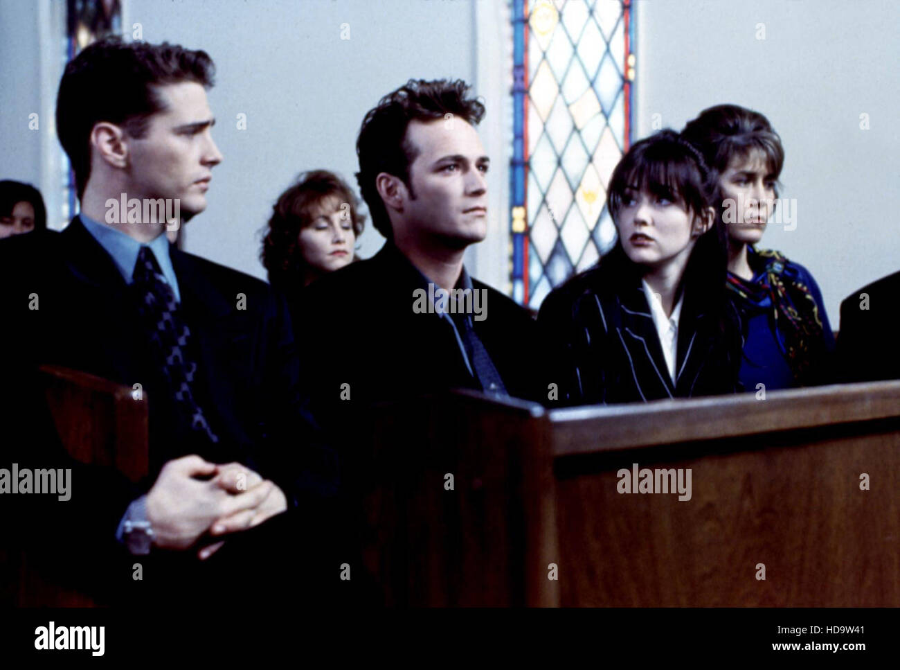BEVERLY HILLS, 90210, 1990-2000, Jason Priestley, Luke Perry, Shannen ...