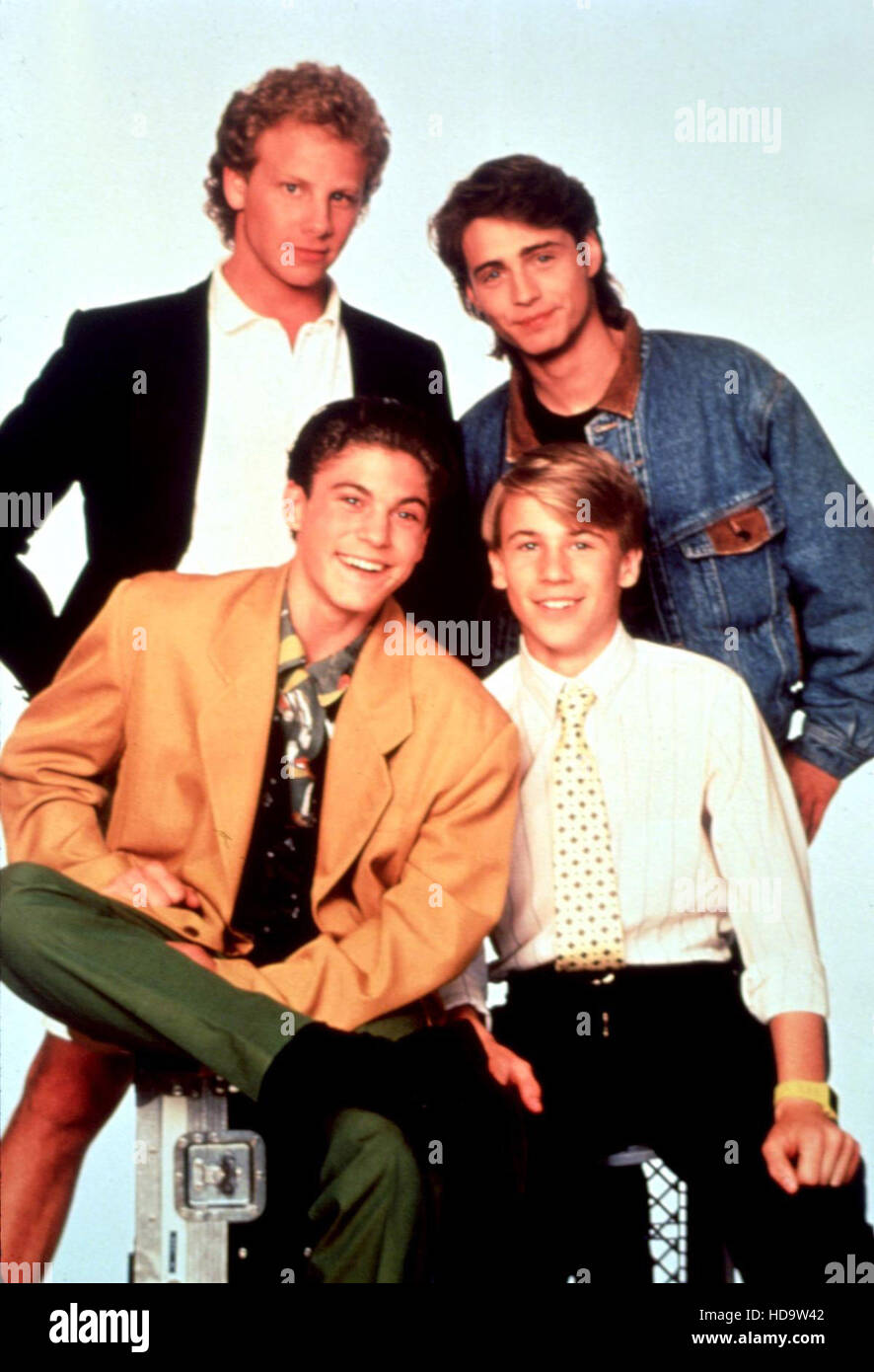 BEVERLY HILLS, 90210, 1990-2000, Ian Ziering, Jason Priestley, Doug ...