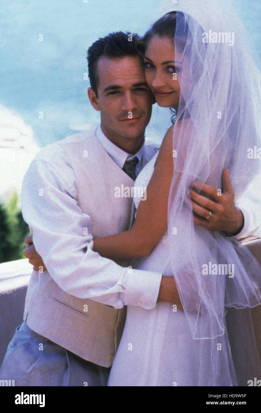 BEVERLY HILLS, 90210, 1990-2000, Luke Perry, Rebecca Gayheart, 1995 ...