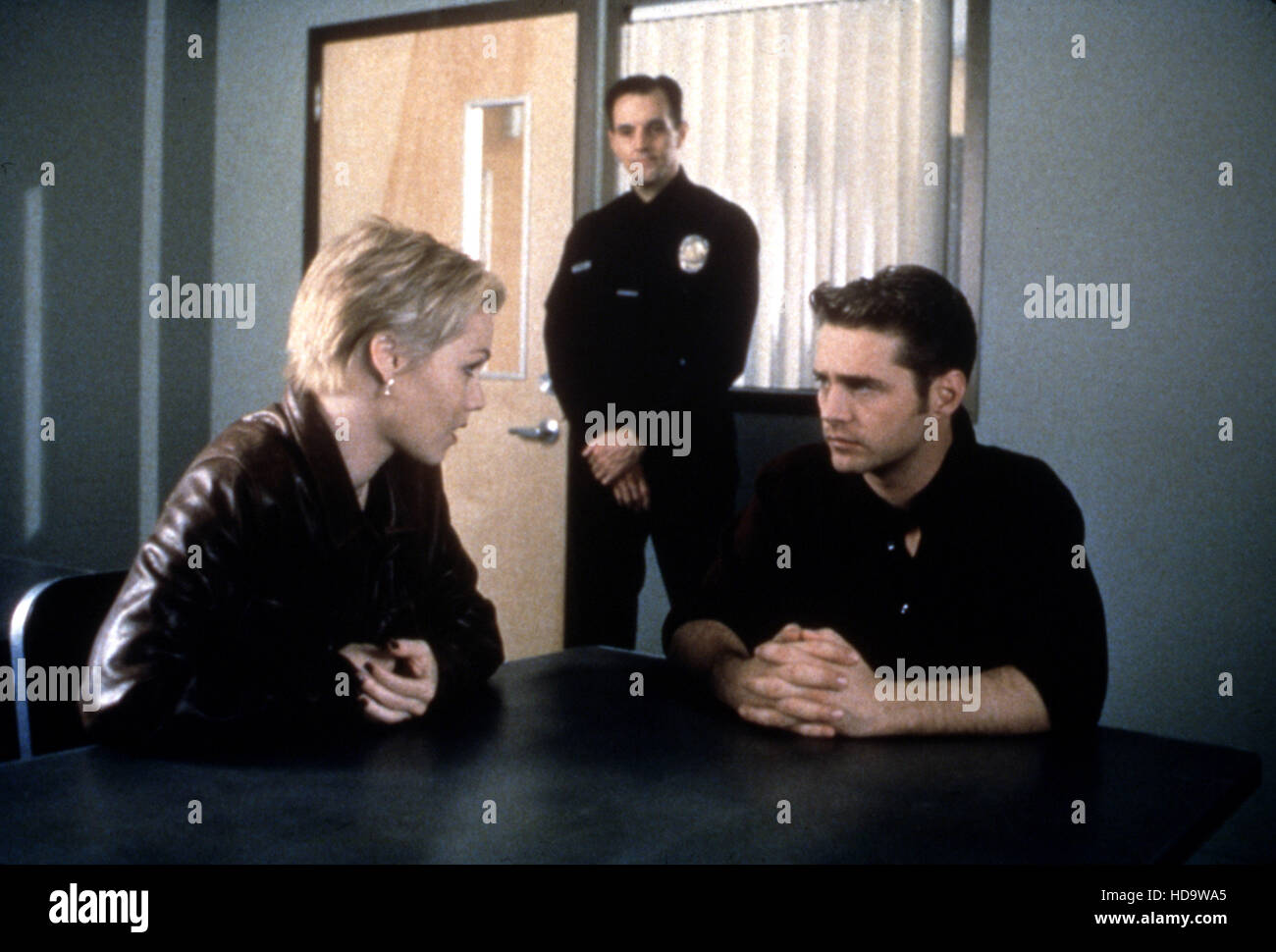 BEVERLY HILLS 90210, (Season 8), Jennie Garth, Jason Priestley, 1990 ...