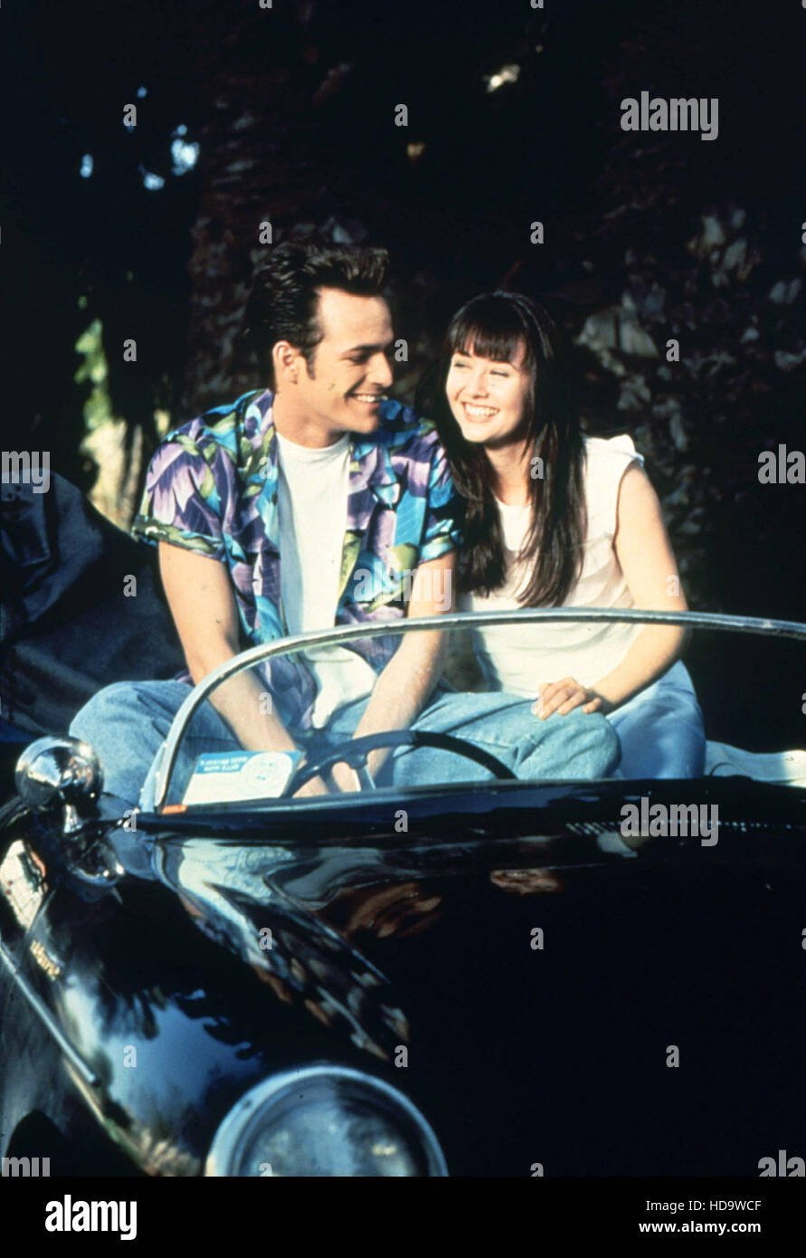 BEVERLY HILLS 90210, from left: Luke Perry, Shannen Doherty, 1990-2000 ...