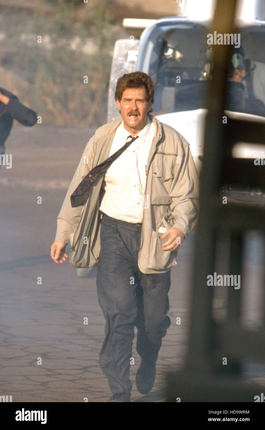 THE BIG ONE: THE GREAT LOS ANGELES EARTHQUAKE, Richard Masur, 1990, (c ...