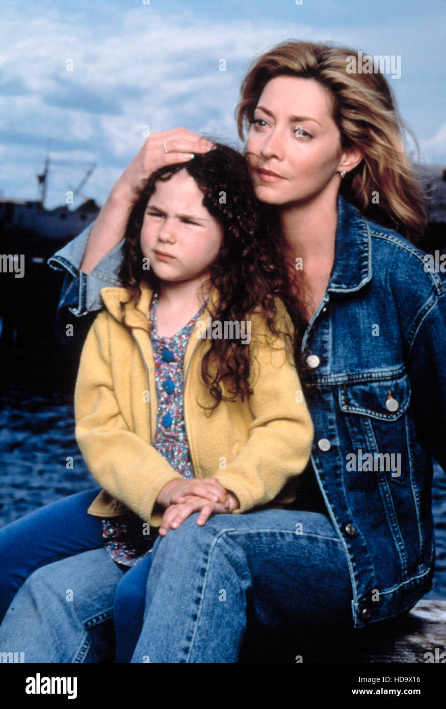 BLUE MOON, Hallie Eisenberg, Sharon Lawrence, 1999 TV. (c)Columbia ...
