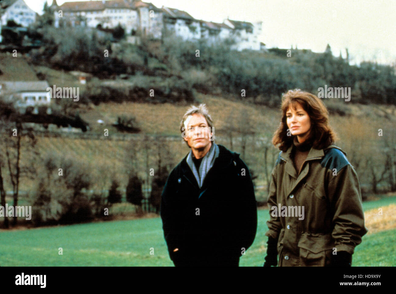 THE BOURNE IDENTITY, Richard Chamberlain, Jaclyn Smith, 1988 Stock ...
