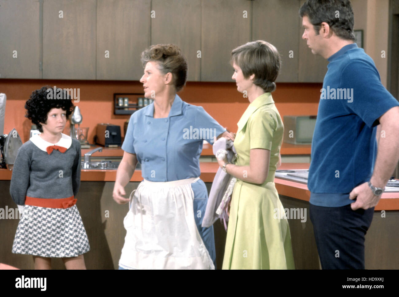 THE BRADY BUNCH, Eve Plumb, Ann B. Davis, Florence Henderson, Robert ...