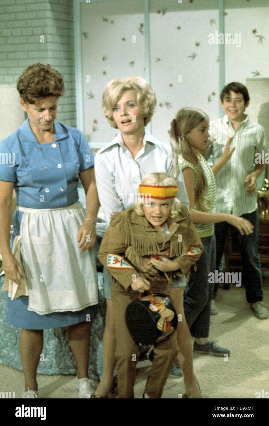 THE BRADY BUNCH, Ann B. Davis, Florence Henderson, Susan Olsen, Maureen ...