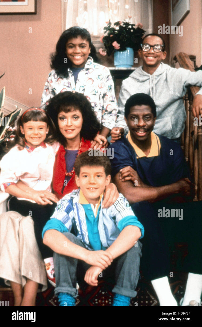 BUSTIN' LOOSE, Aaron Lohr (front), center from left: Marie Lynn Wise ...