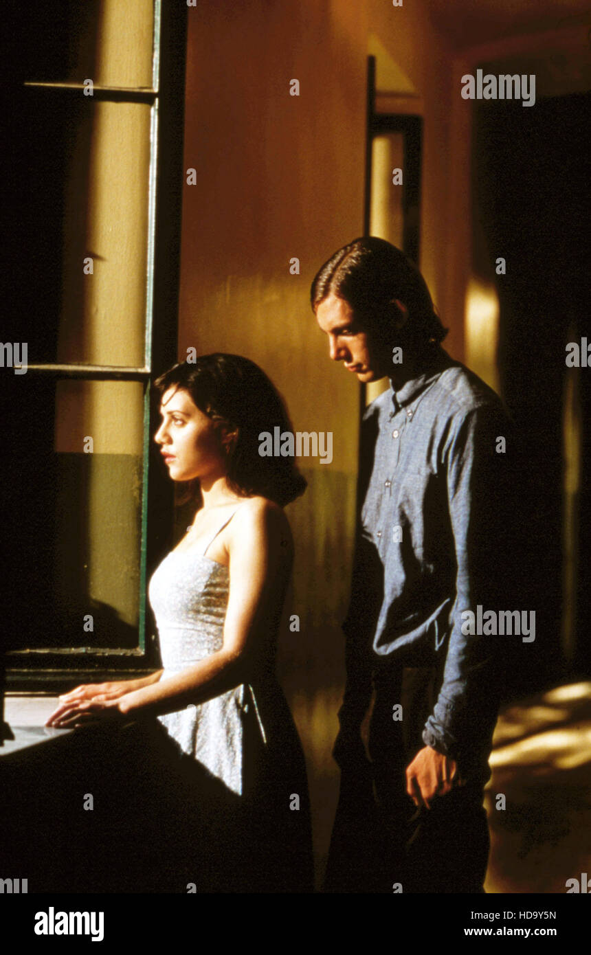 DAVID AND LISA, Britney Murphy, Lukas Haas, 1998 Stock Photo - Alamy