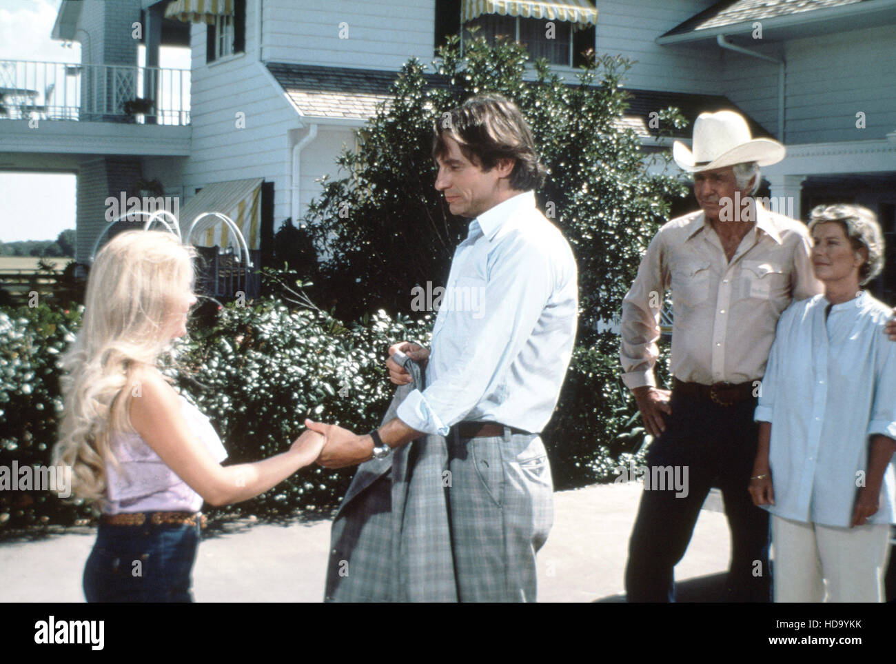 DALLAS, Charlene Tilton (left), Jim Davis (2nd from right), Barbara Bel ...