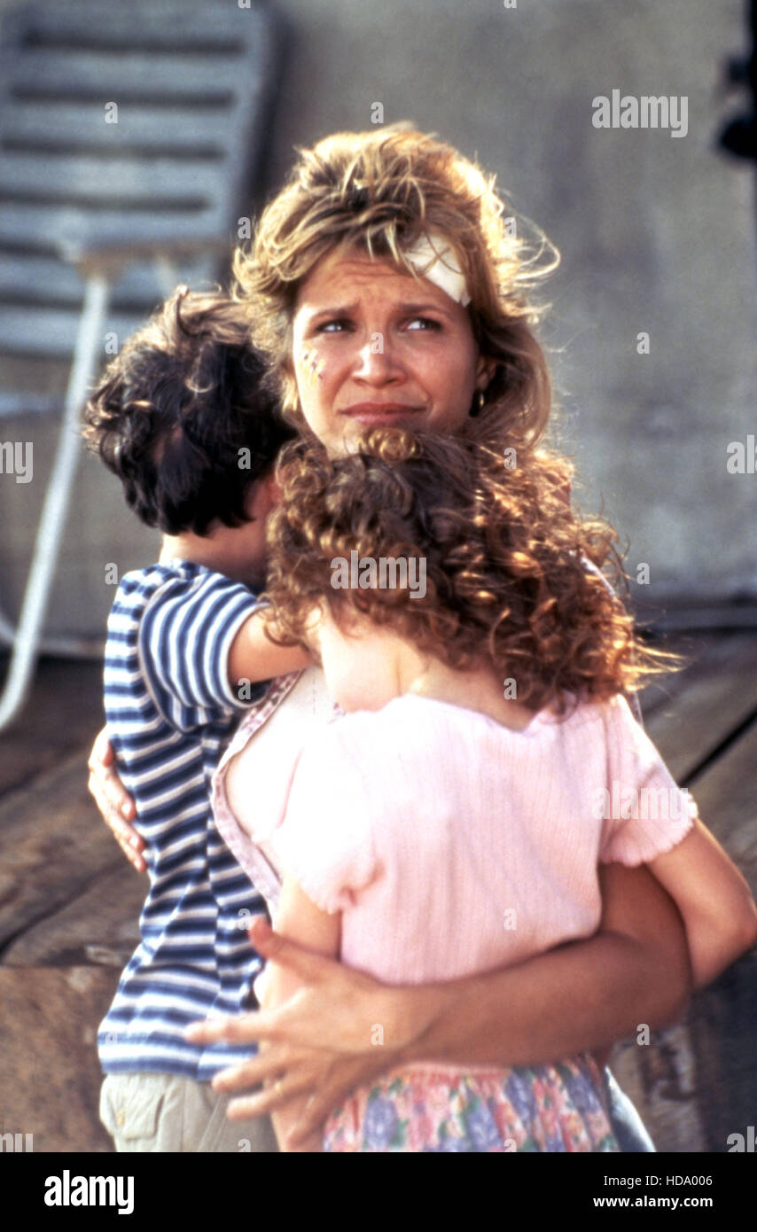 DEADLY FAMILY SECRETS, Cameron Finley, Gigi Rice, Renee Olstead, 1995 ...