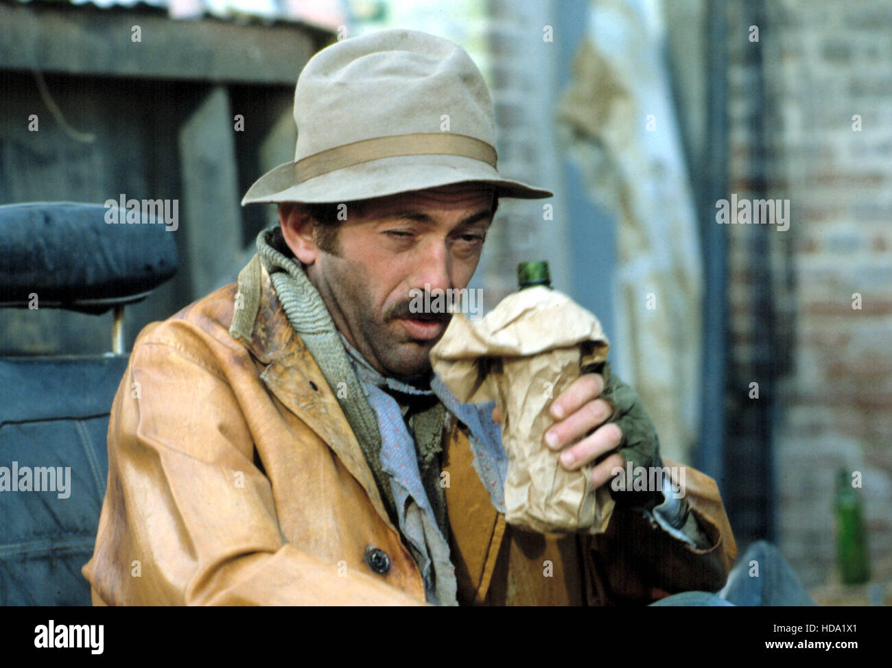 HILL STREET BLUES, Bruce Weitz, 1981-87. © NBC / Courtesy: Everett ...