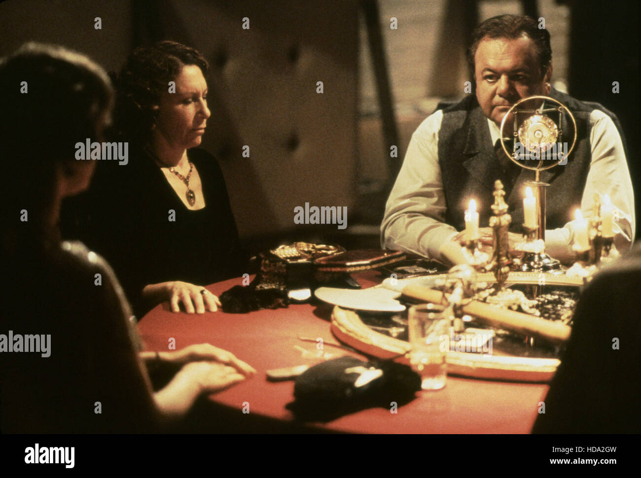 HOUDINI, (from left): Stacy Edwards (back to camera), Rhea Perlman ...