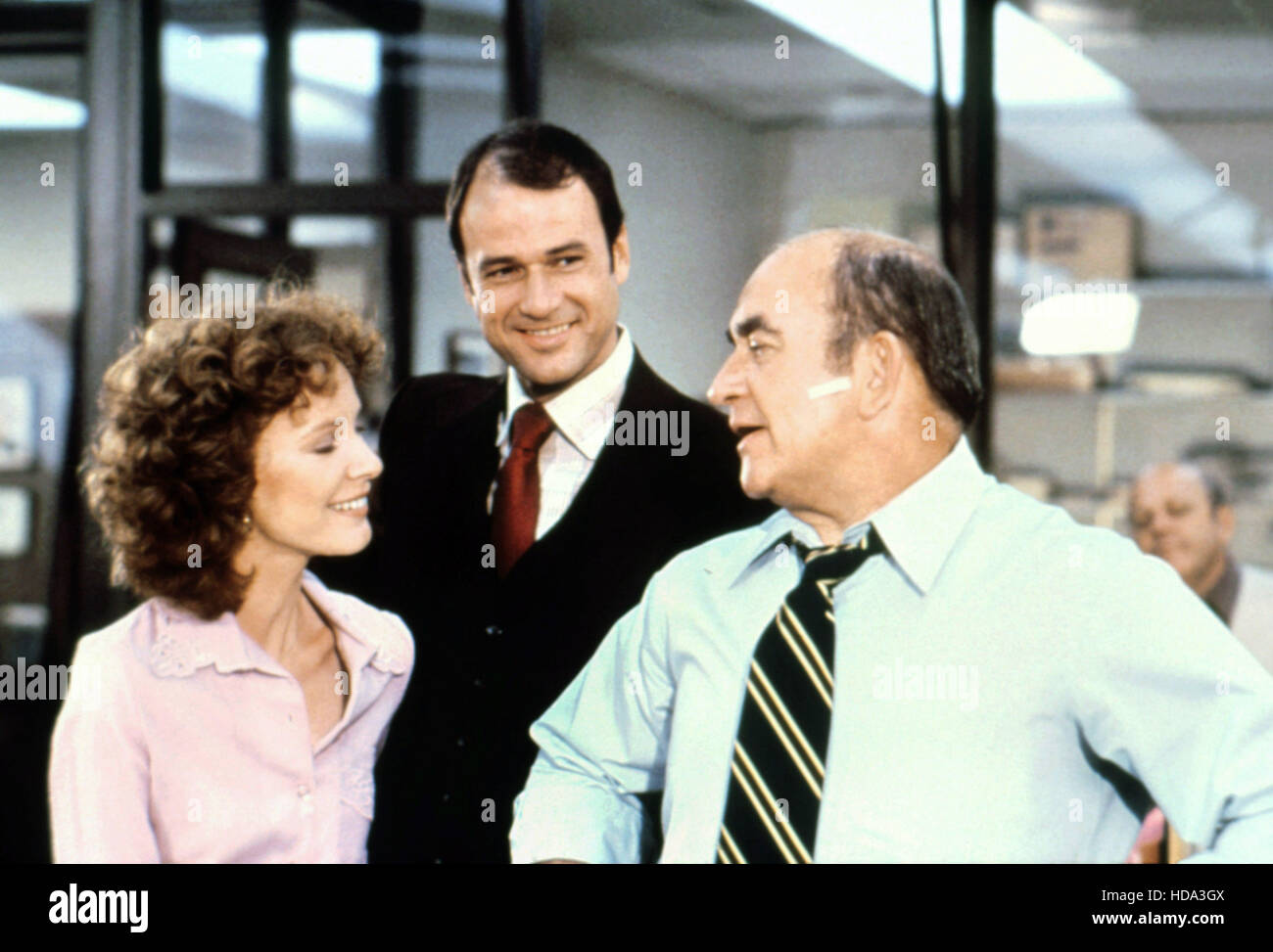 LOU GRANT, from left: Linda Kelsey, Jack Bannon, Edward Asner, 1977-82 ...
