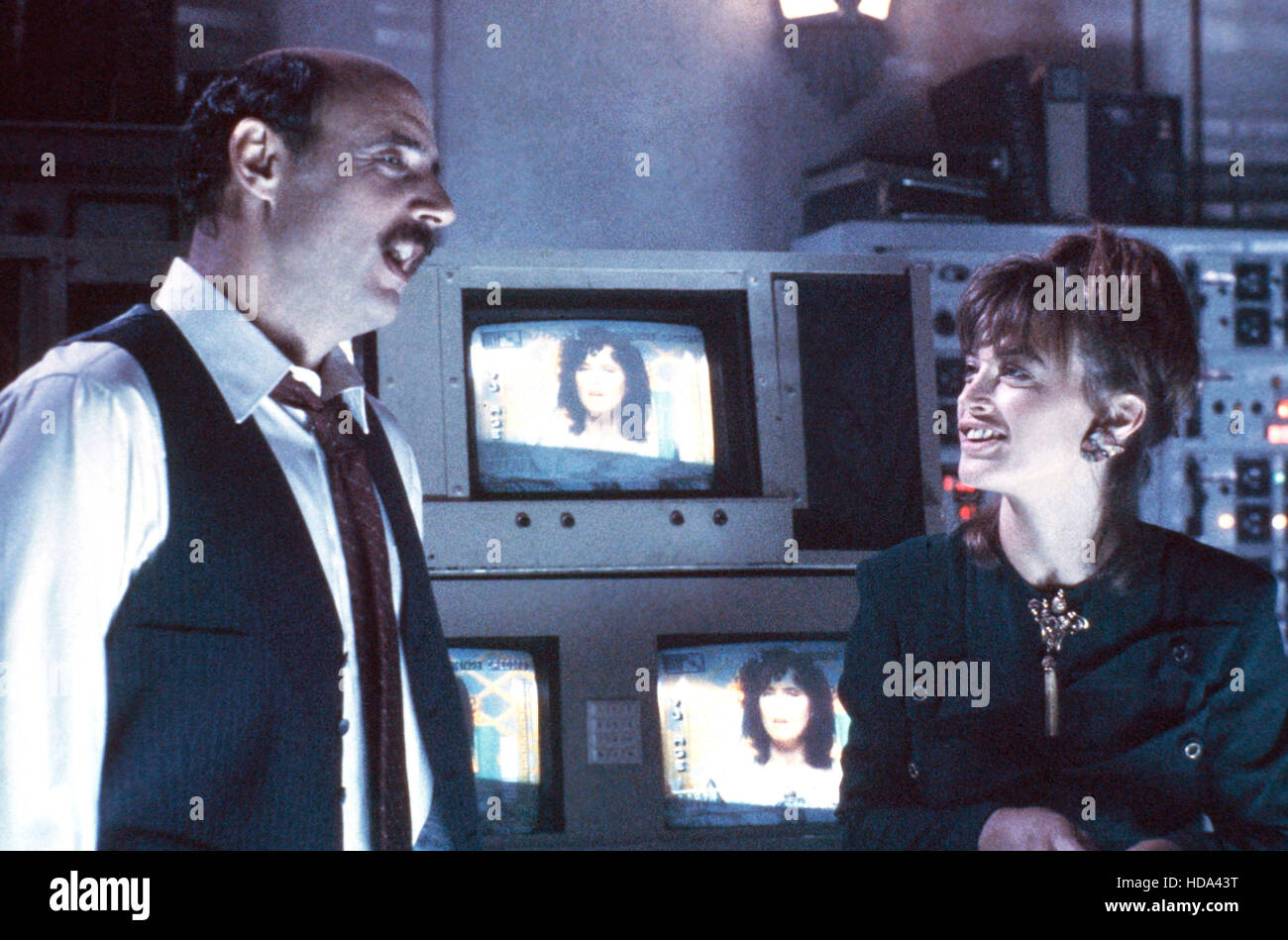 Amanda Pays Max Headroom WTF Happened To Max Headroom? (1987)