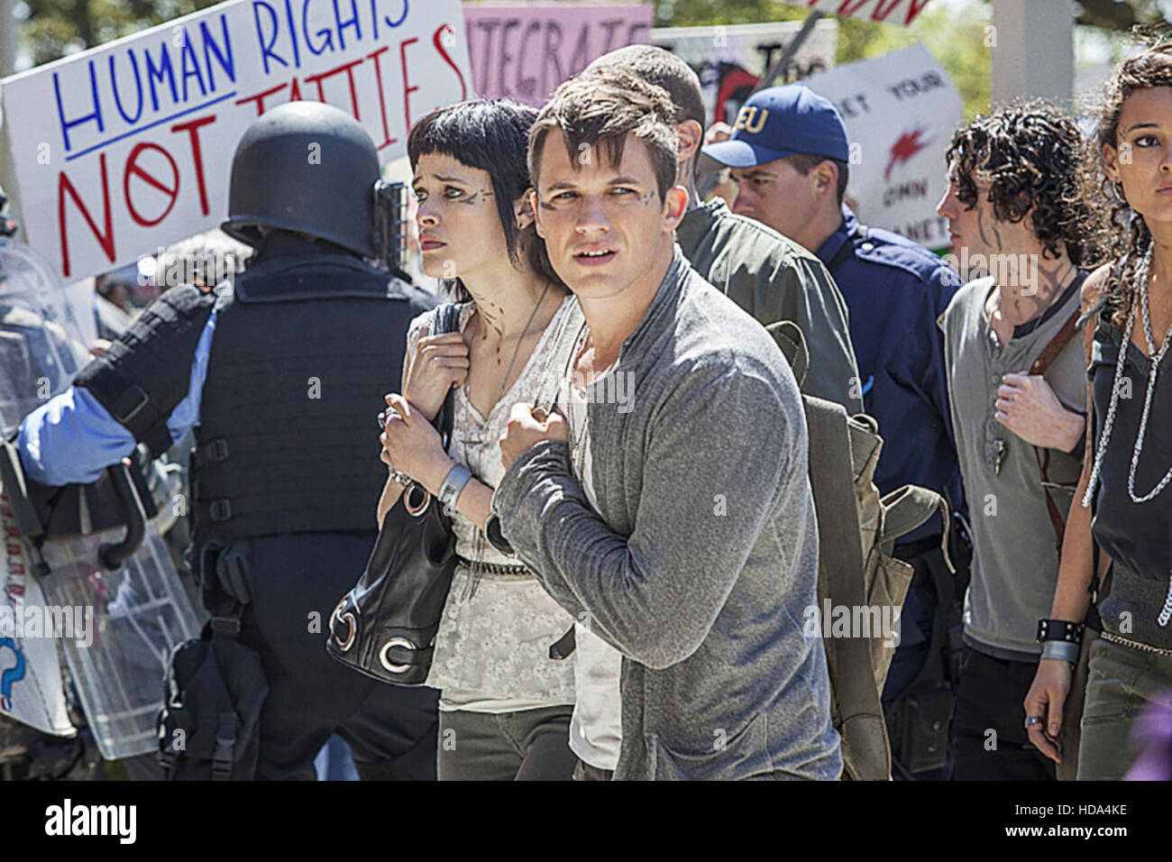 STAR-CROSSED, (from left): Brina Palencia, Matt Lanter, 'Pilot ...