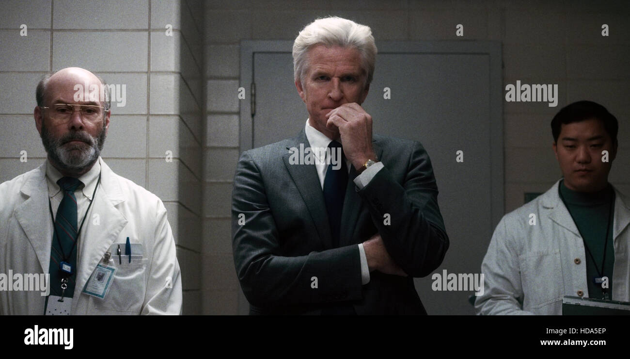 STRANGER THINGS, Matthew Modine (center),'Chapter Three: Holly Jolly ...