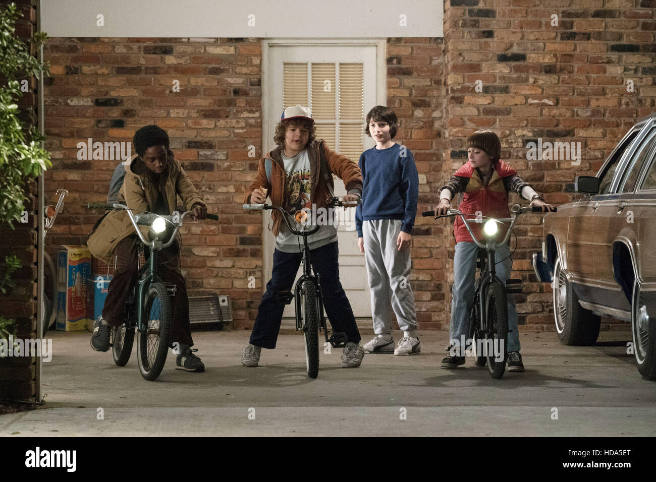 STRANGER THINGS, (from left): Caleb McLaughlin, Gaten Matarazzo, Finn ...