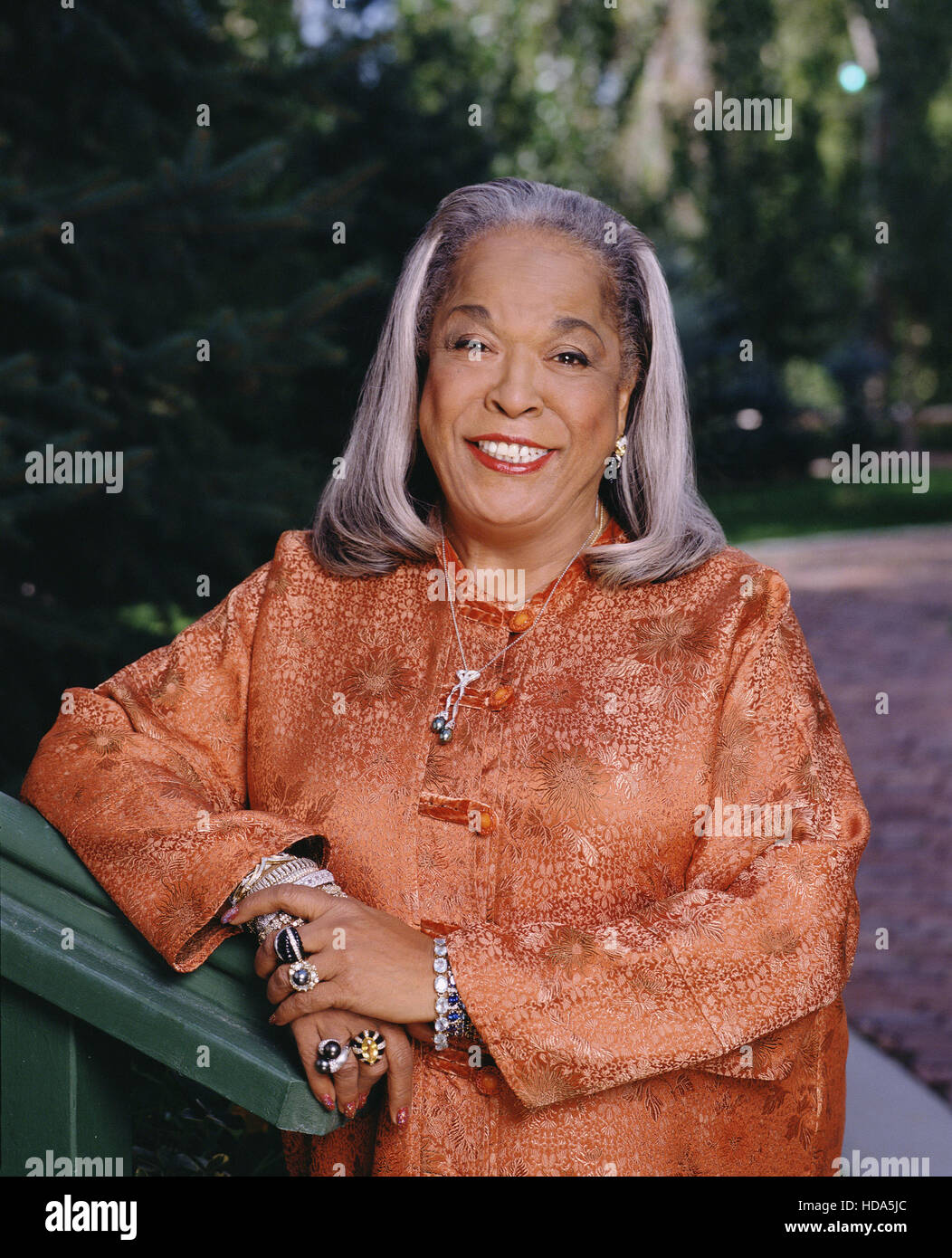 TOUCHED BY AN ANGEL, Della Reese, 1994-2003 Stock Photo - Alamy