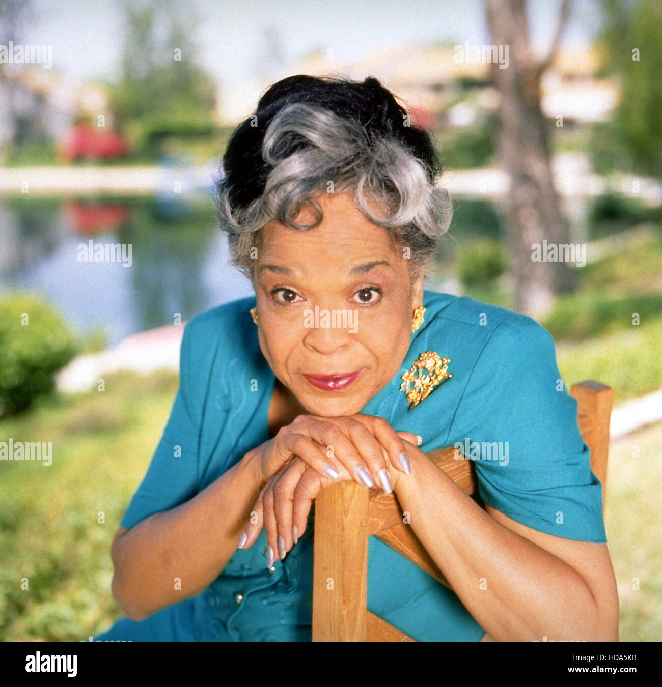 TOUCHED BY AN ANGEL, Della Reese, Season 3, 1996-1997. ©CBS. Courtesy ...