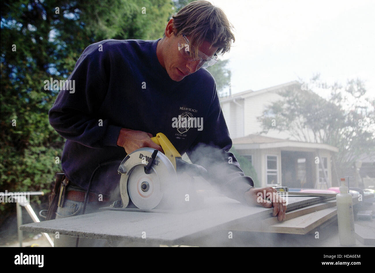TRADING SPACES, Carpenter Ty Pennington, 2000--08, © A. Smith & Co ...