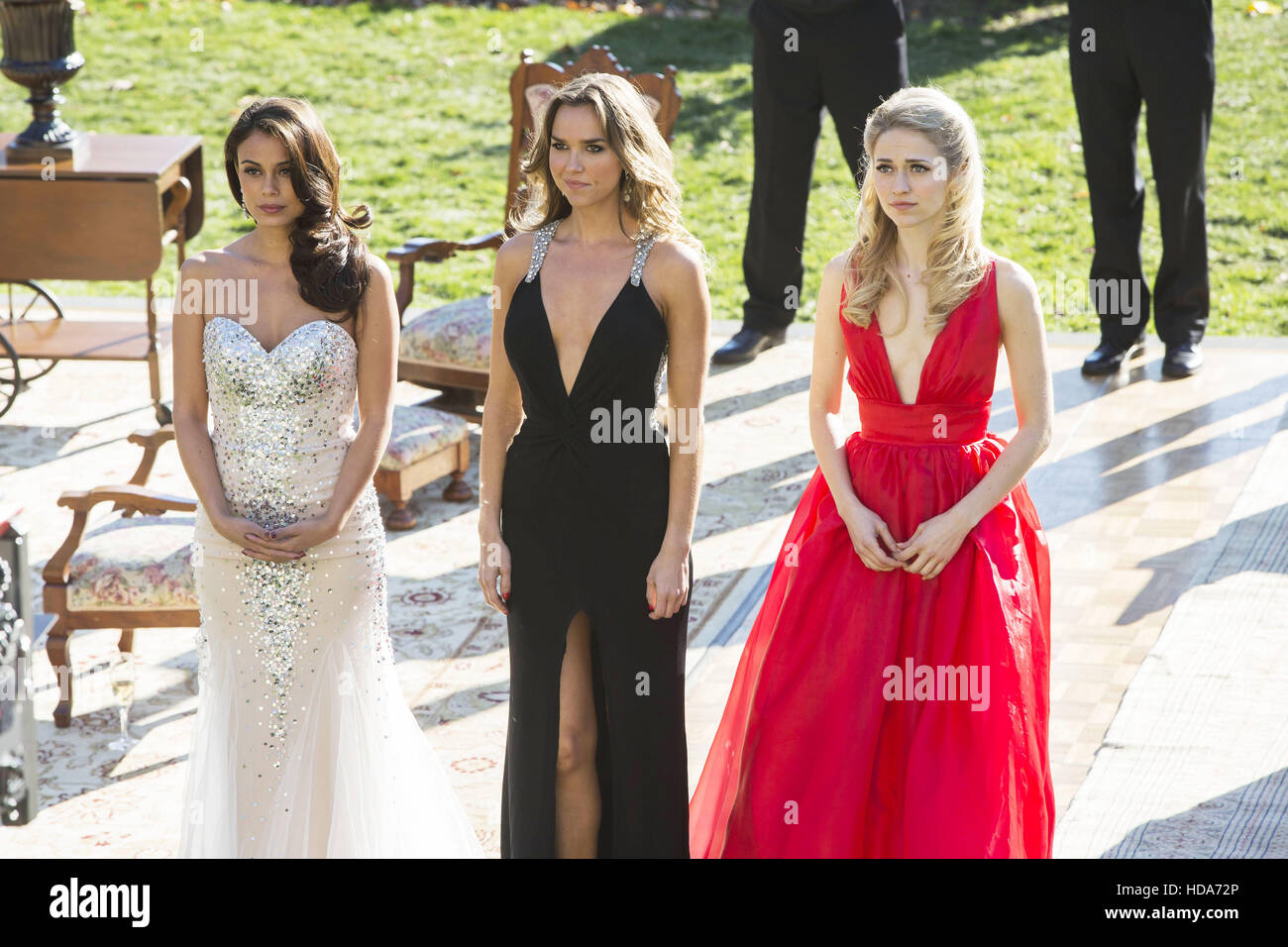 UNREAL, (from left): Nathalie Kelley, Arielle Kebbel, Johanna Braddy ...