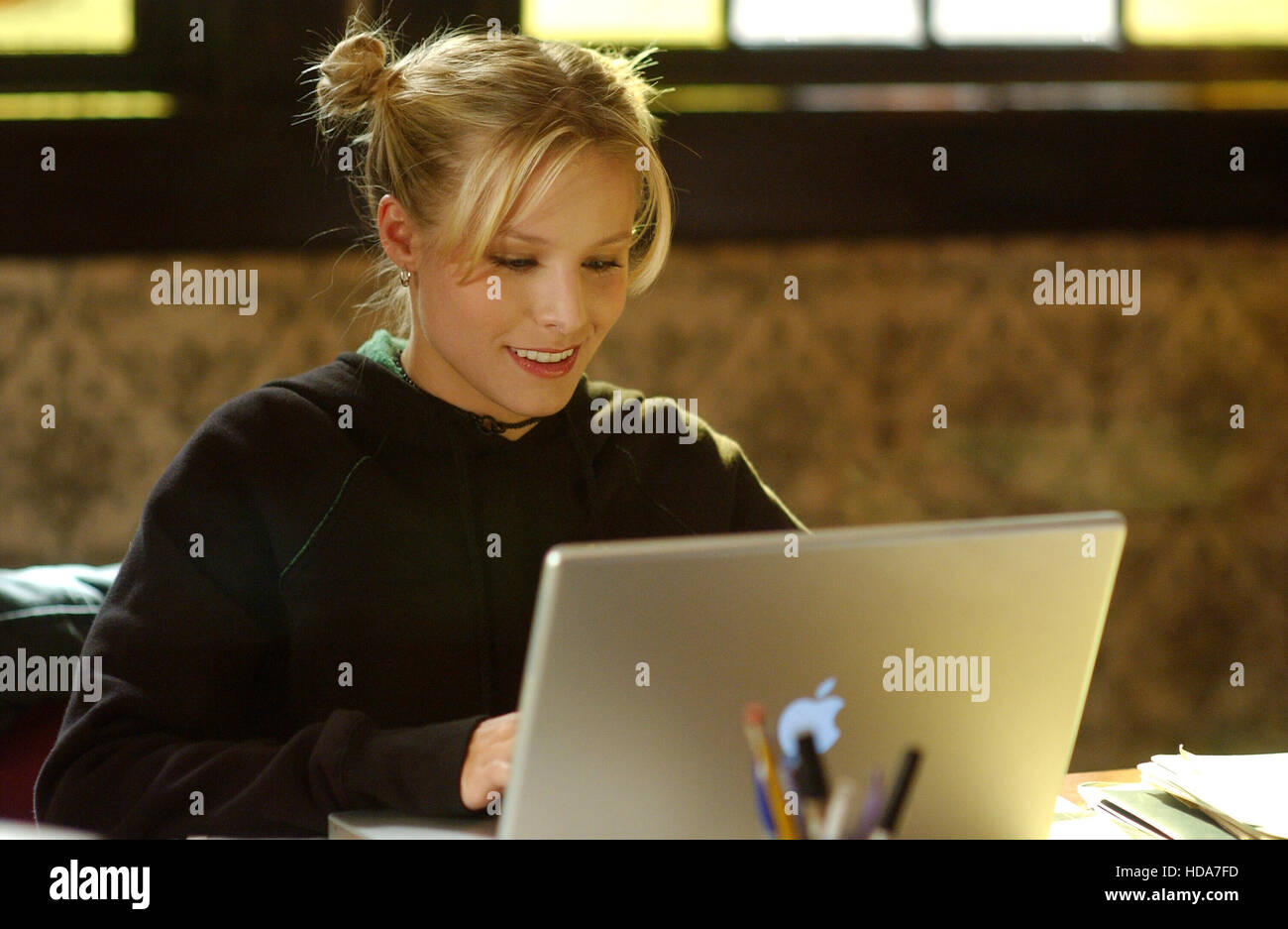 VERONICA MARS, Kristen Bell, (Season 1), 2004-07. photo: © Warner Bros ...