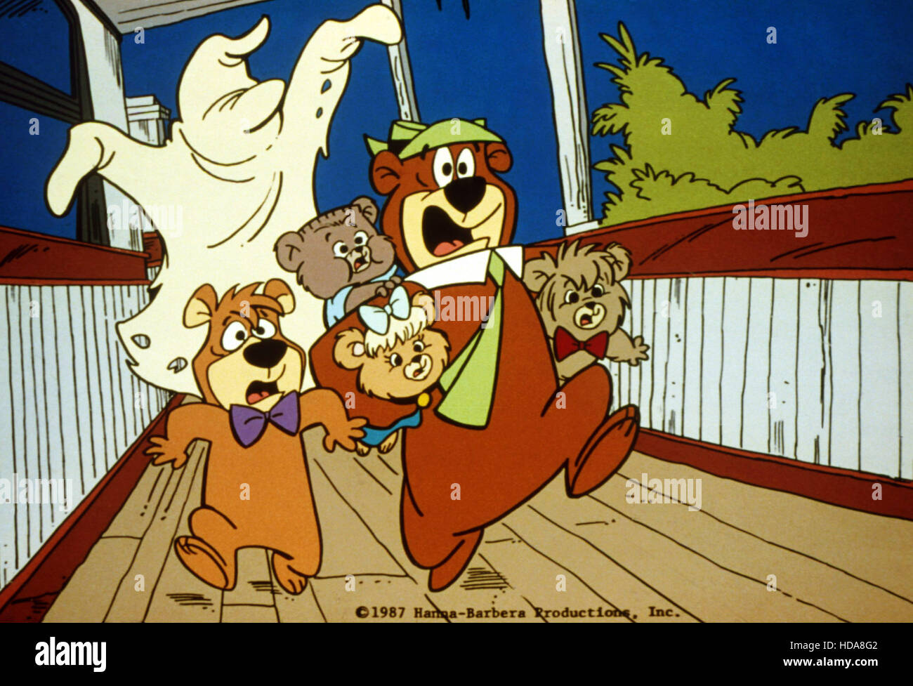 YOGI'S GREAT ESCAPE, Boo Boo Bear, Yogi Bear, 1987. © Hanna-Barbera ...