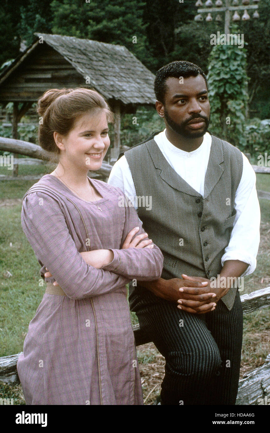 CHRISTY, from left: Kellie Martin, LeVar Burton, 1994-1995, © CBS ...