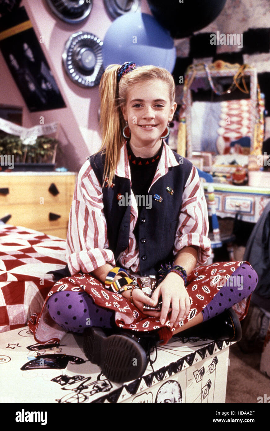 CLARISSA EXPLAINS IT ALL, Melissa Joan Hart, 1991-1994. © Nickelodeon ...