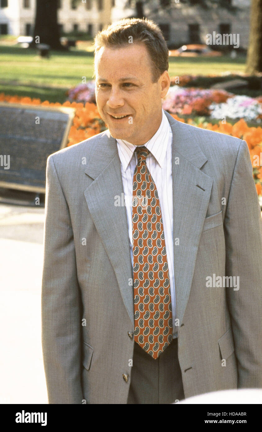 THE CLIENT, John Heard, (1995), 1995-96. © Warner Bros. Television ...