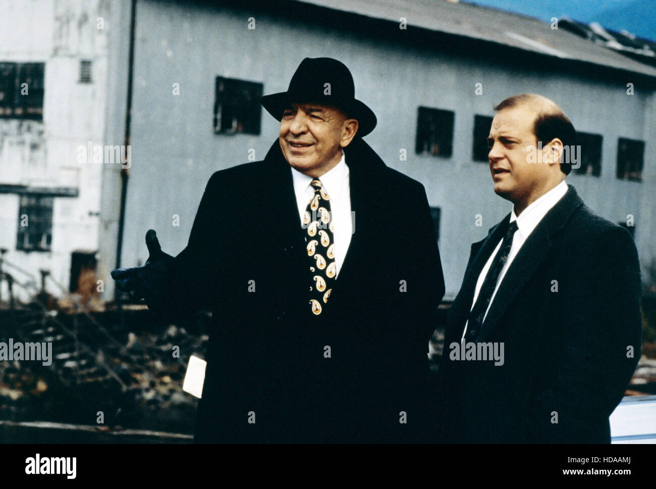 THE COMMISH, from left: Telly Savalas, Michael Chiklis, 'The Frame ...