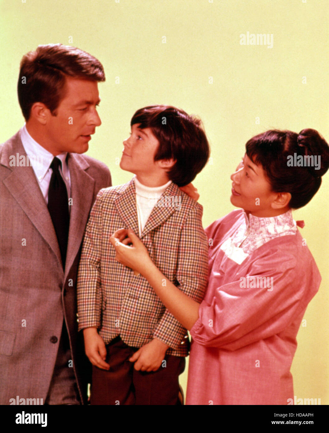 COURTSHIP OF EDDIE'S FATHER, Bill Bixby, Brandon Cruz, Miyoshi Umeki ...