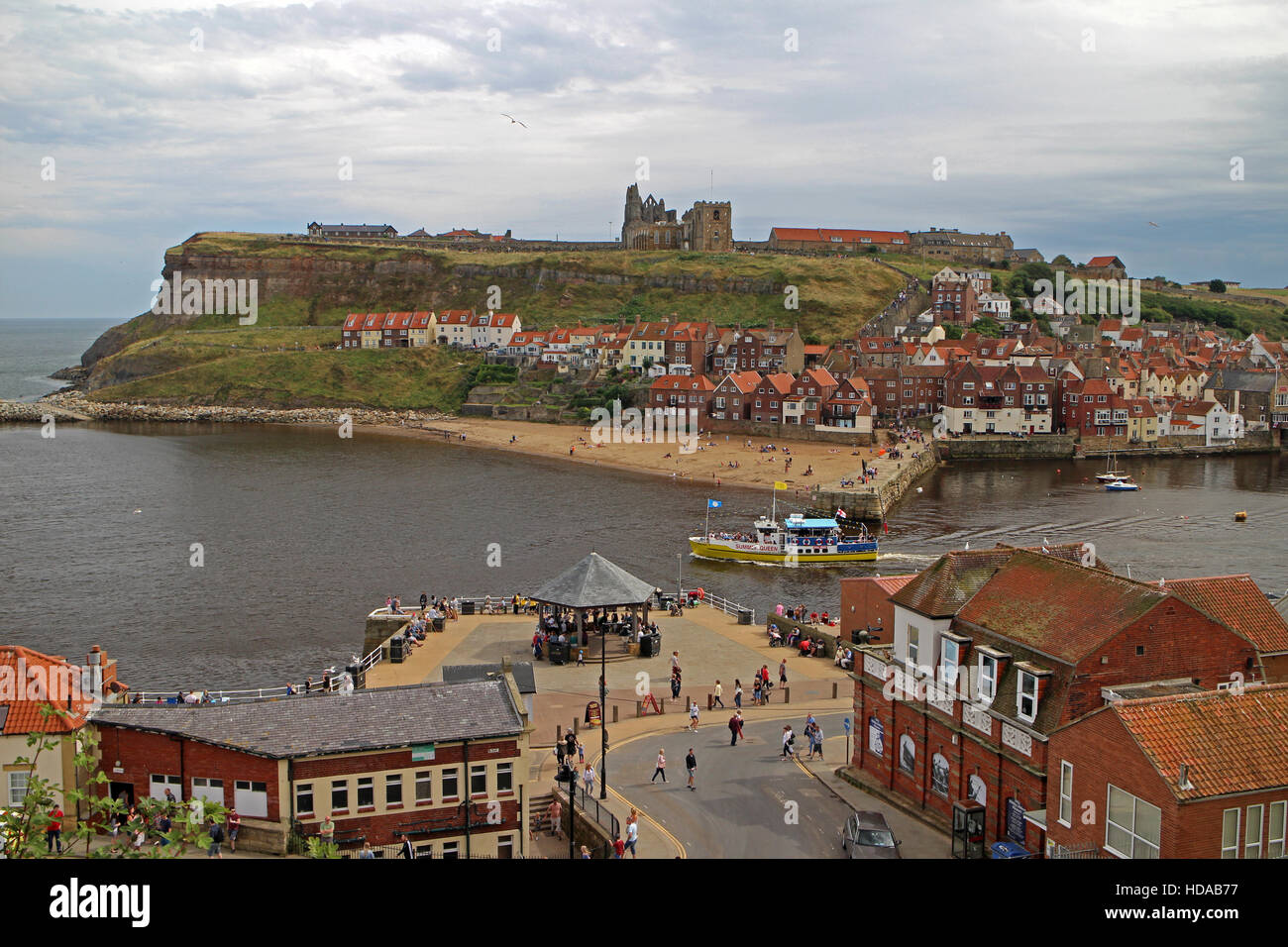 Whitby abbey visiting hi-res stock photography and images - Alamy