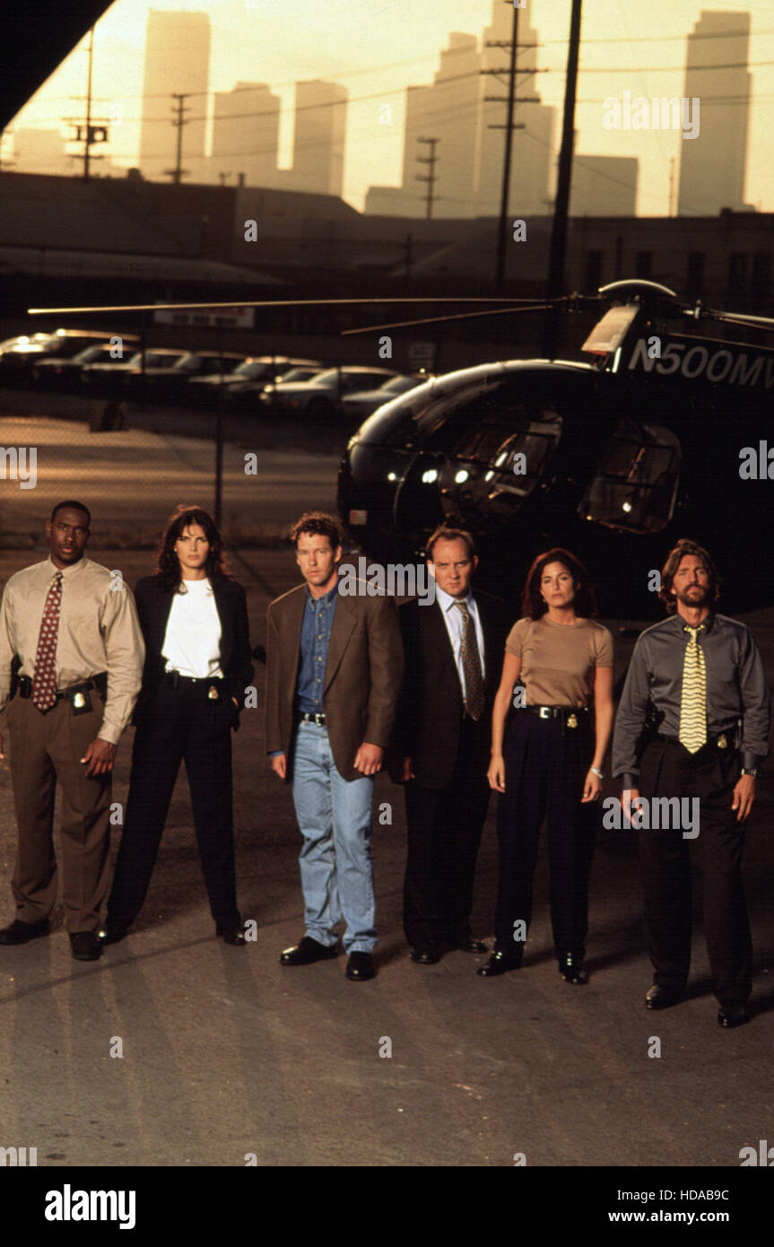 C-16: FBI, Morris Chestnut, Angie Harmon, D.B. Sweeney, Zack Grenier ...
