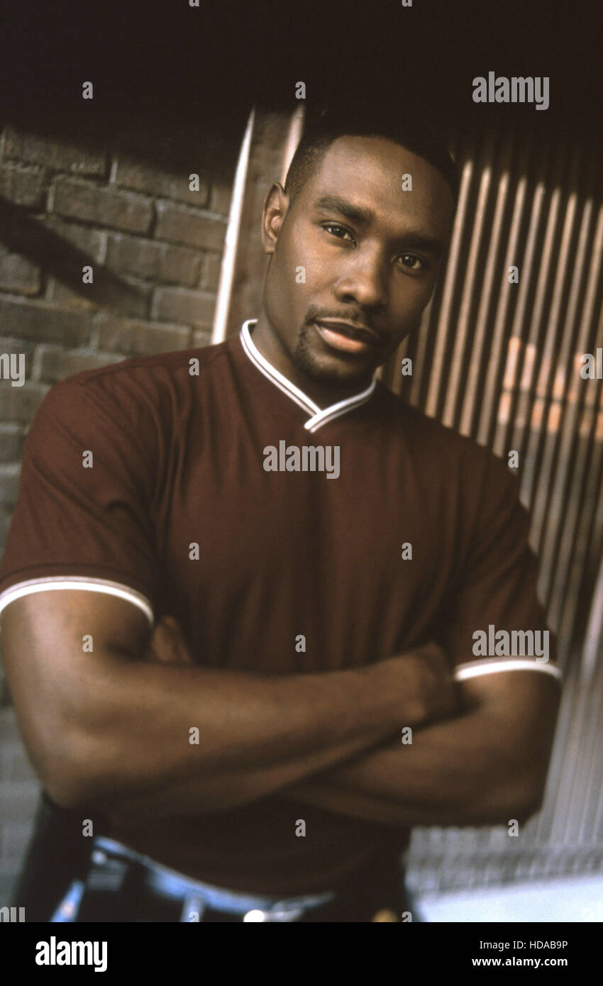 C-16: FBI, Morris Chestnut, 1997-98. © Buena Vista / Courtesy: Everett ...